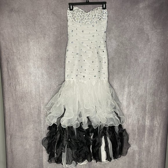 unknown | Dresses | Frilly Ruffles Bw Formal Dressblingy Prom Costume ...